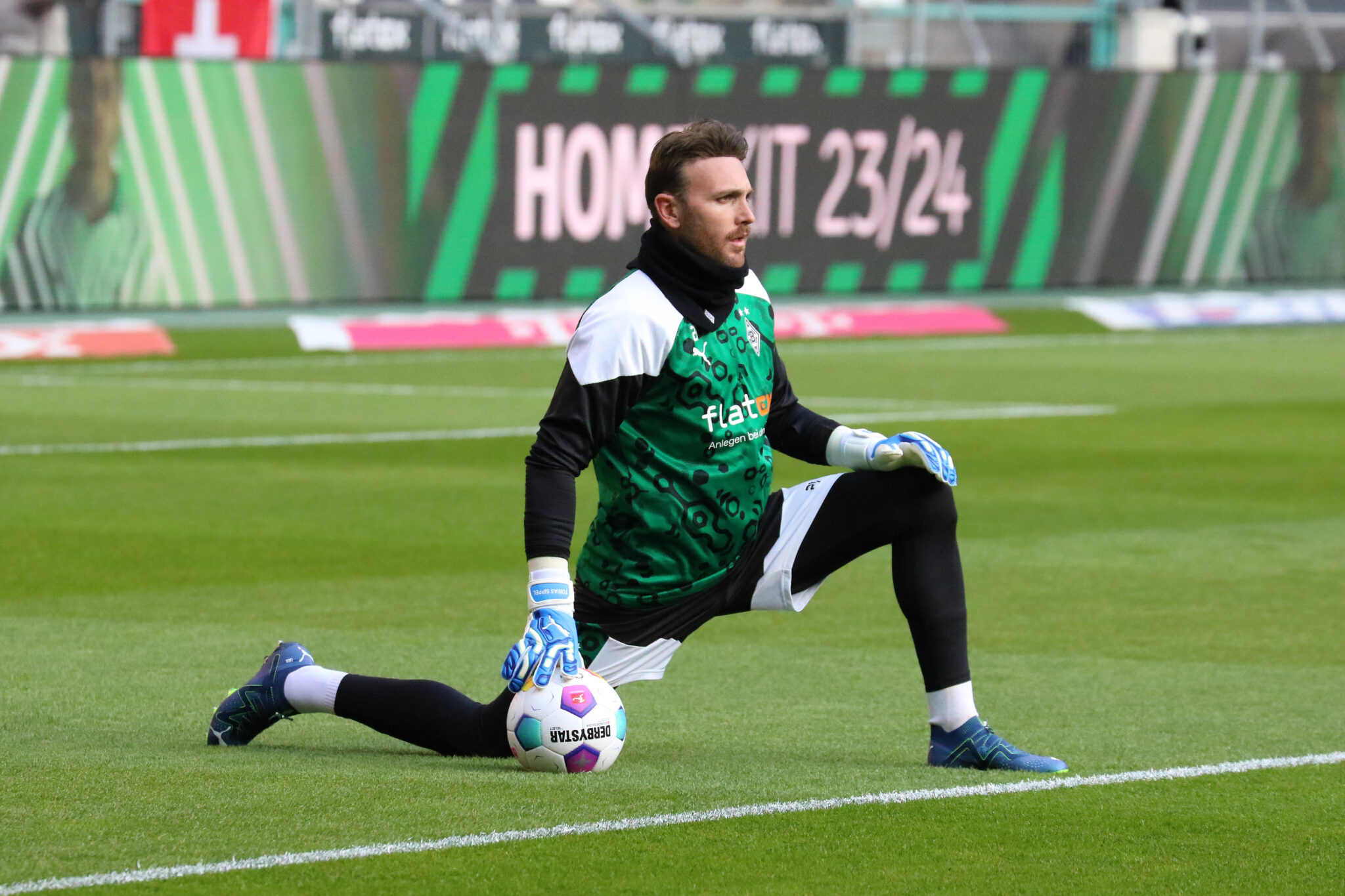 Vertrag bis 2025! Tobias Sippel macht bei Borussia die 10 Jahre voll ...